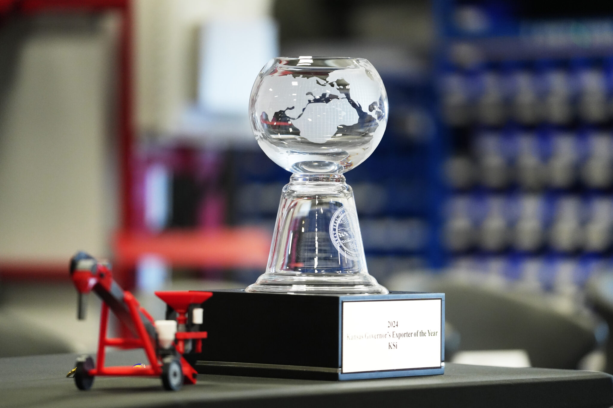 Governor Kelly, Lieutenant Governor Toland Visits KSi Conveyors, 2024 ...