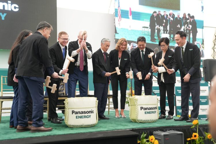 Governor Kelly Celebrates Grand Opening of Panasonic EV Battery ...